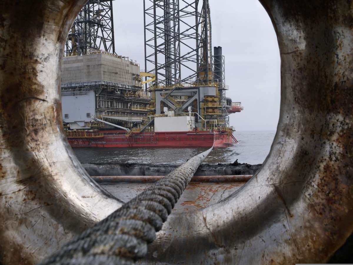 Teamwork, & Workload Management on Offshore Platforms | Halldale Group