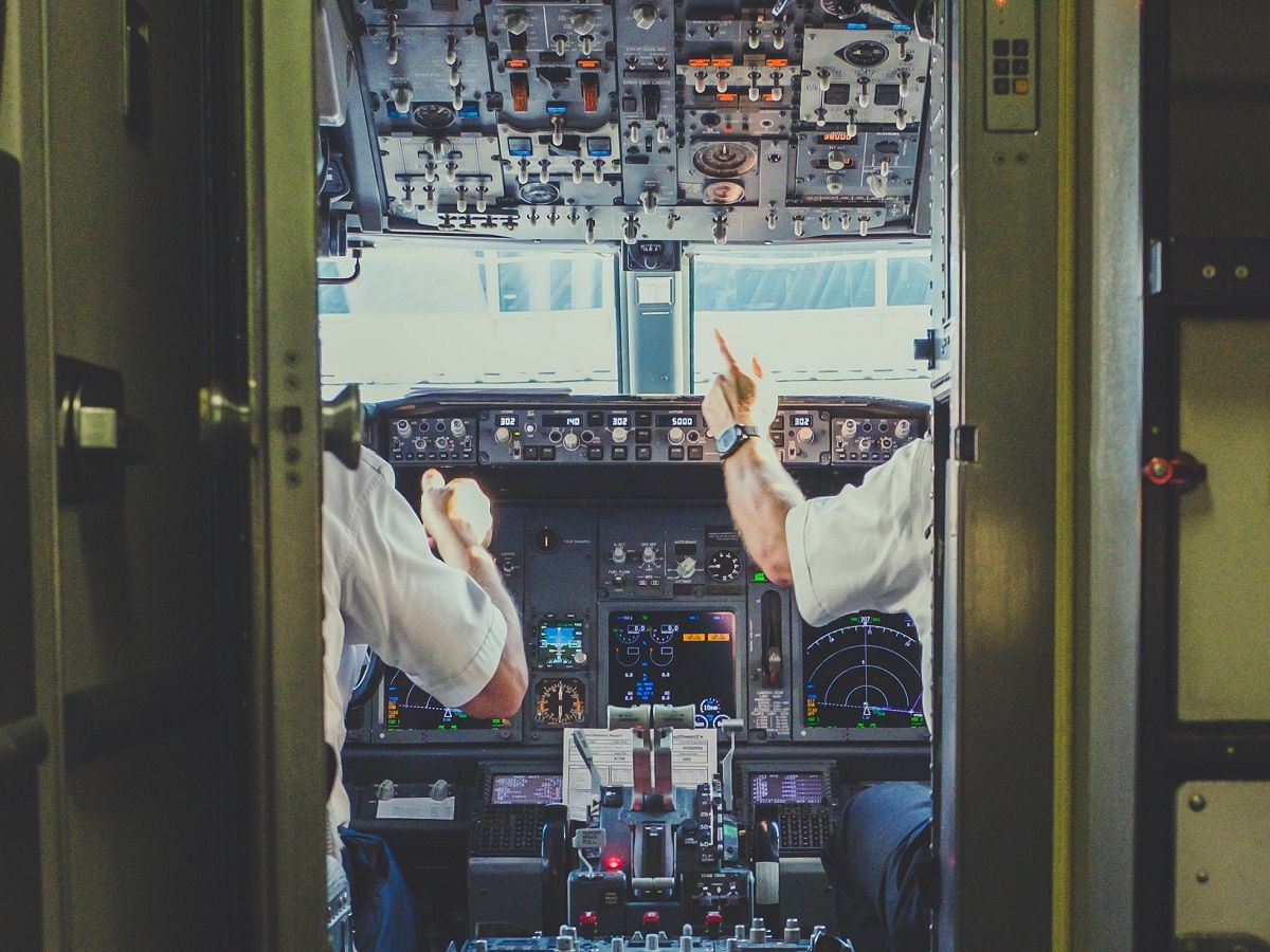 Loganair Launches New Commercial Pilot Pathway | Halldale Group