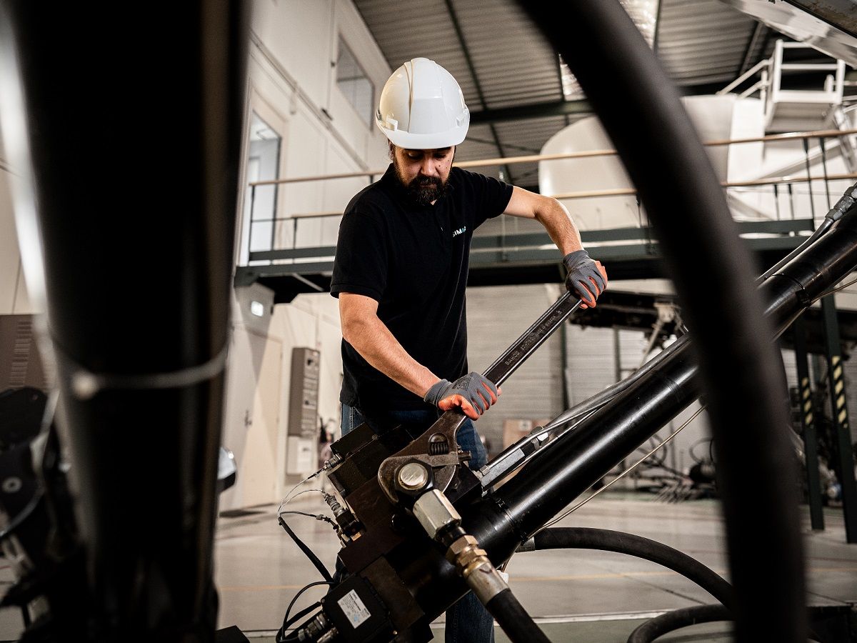 The Simulator Community’s Go-To Repair Force | Halldale Group