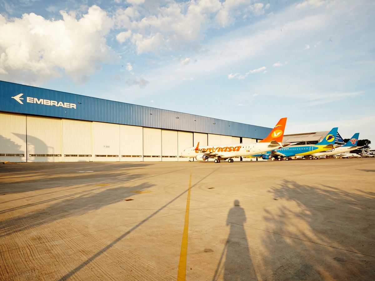 Embraer Explores New Aircraft to Challenge Boeing and Airbus - Report ...