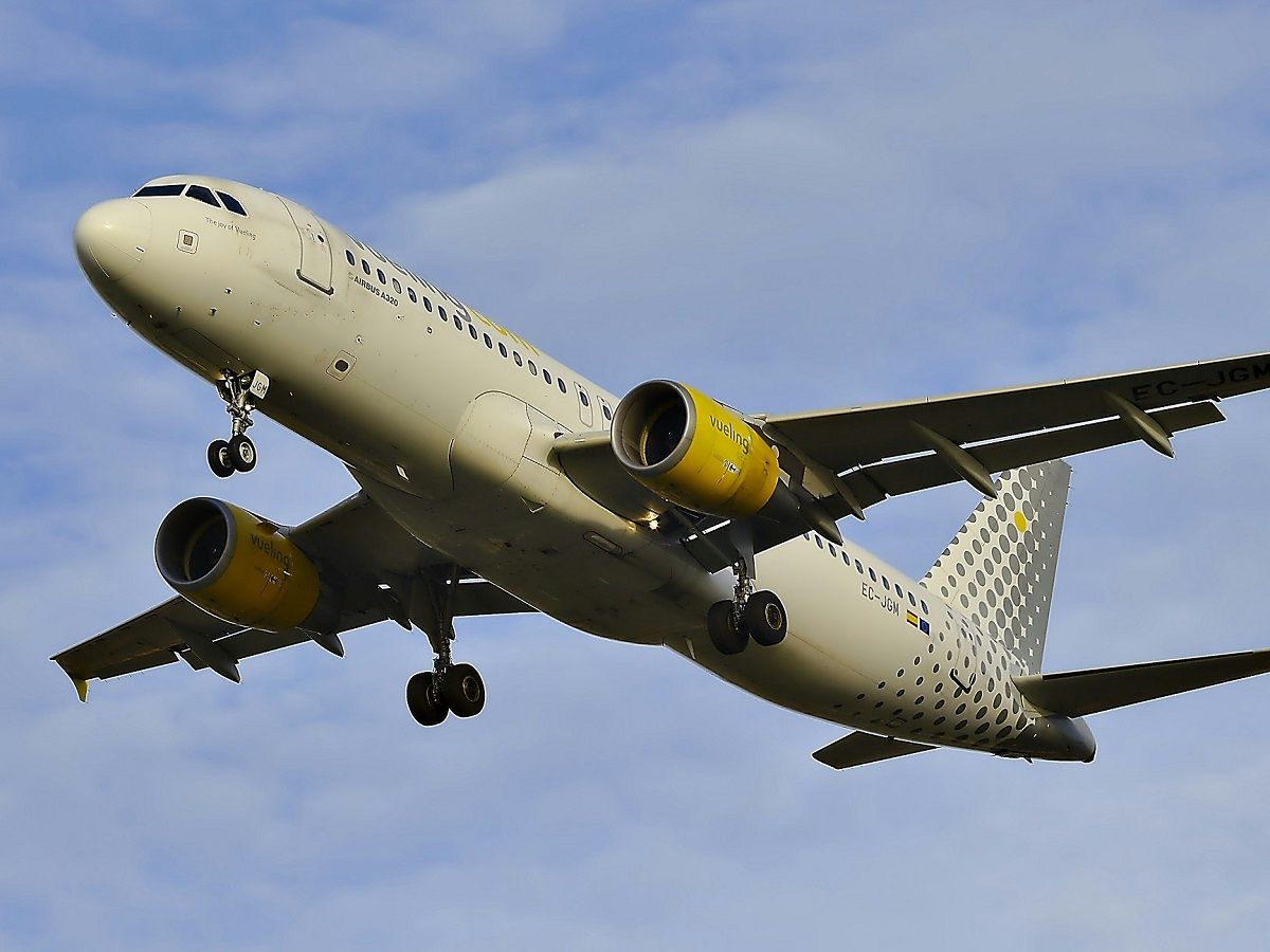 Vueling to Launch Virtual Reality Crew Training | Halldale Group